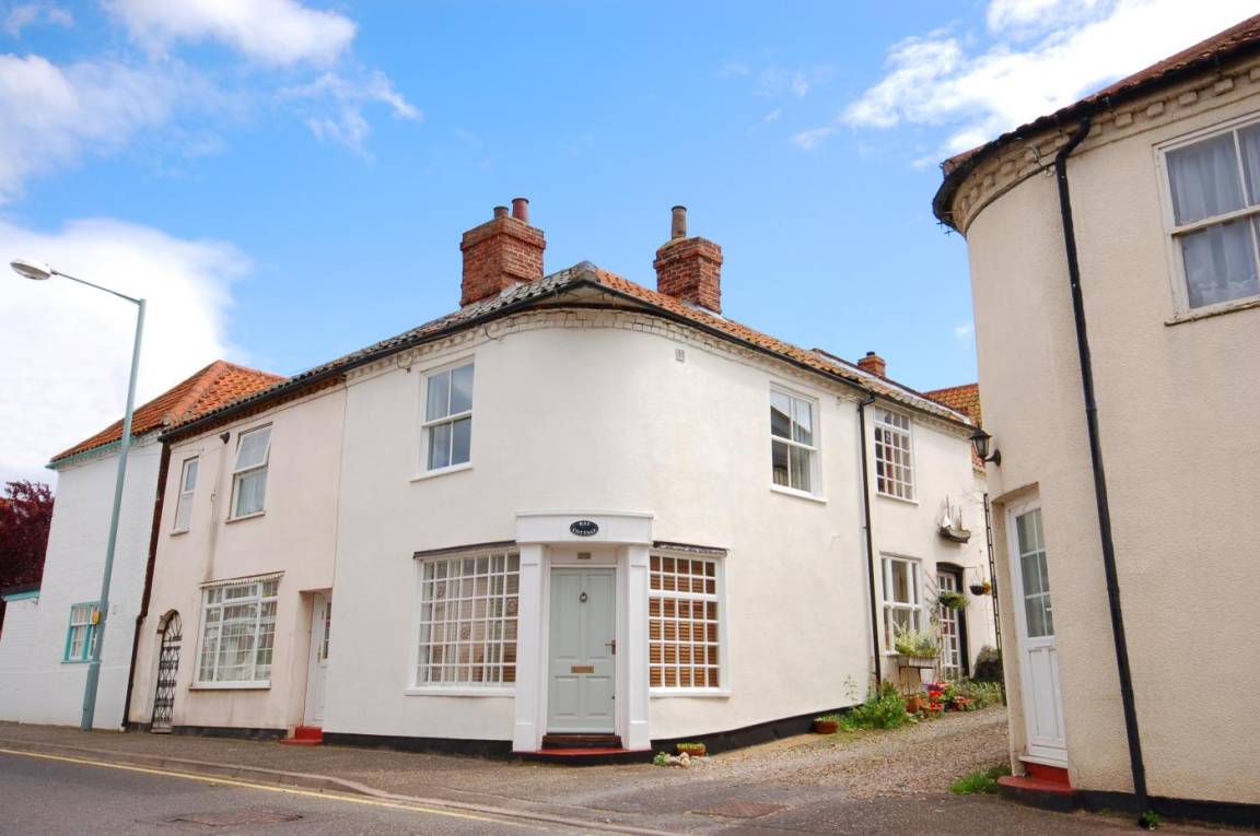 Cottage ∙ 2 Bedrooms ∙ 3 Guests - Holkham