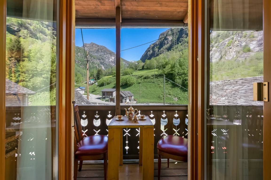 70 M² Ferienwohnung ∙ 1 Schlafzimmer ∙ 4 Gäste - Cevio