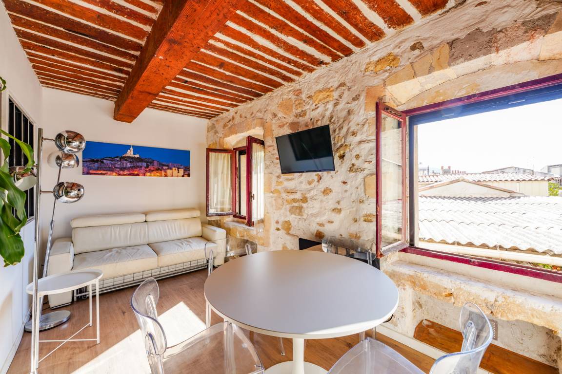 26 M² Appartement ∙ 4 Gasten - Marseille