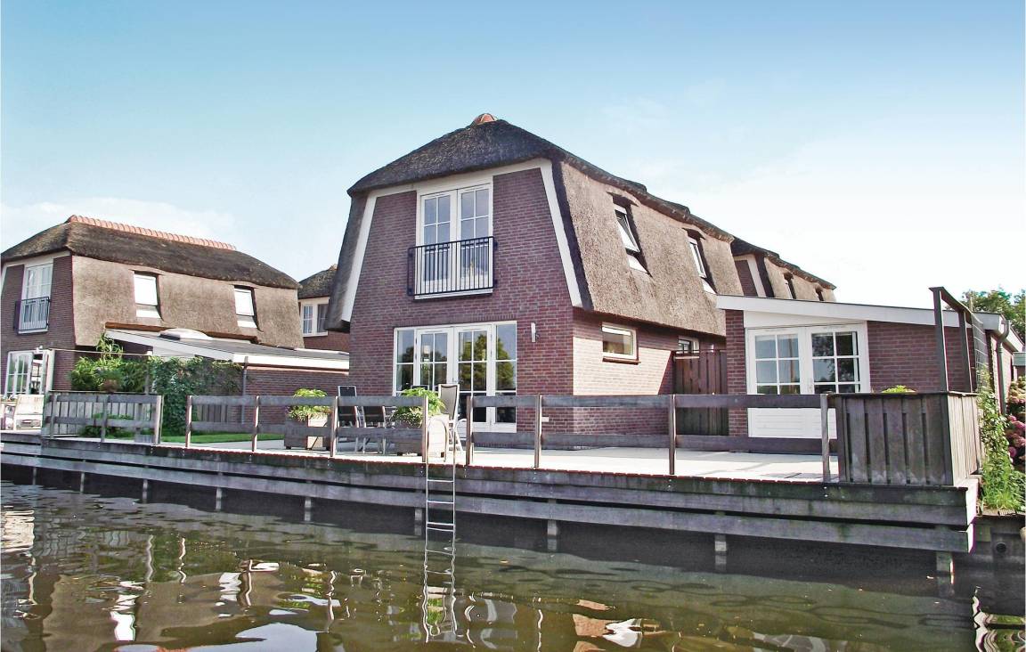 120 M² House ∙ 3 Bedrooms ∙ 6 Guests - Hilversum