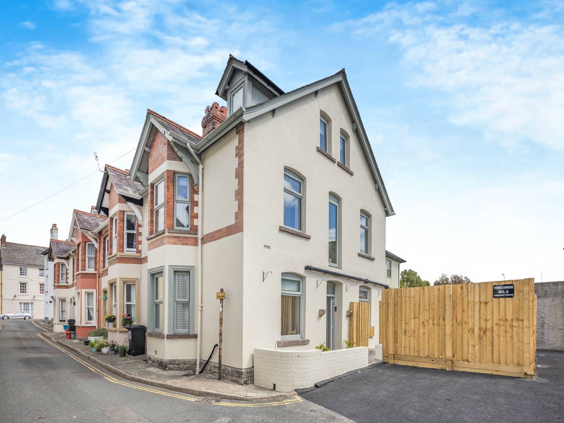 Cottage ∙ 4 Bedrooms ∙ 4 Guests - Brecon