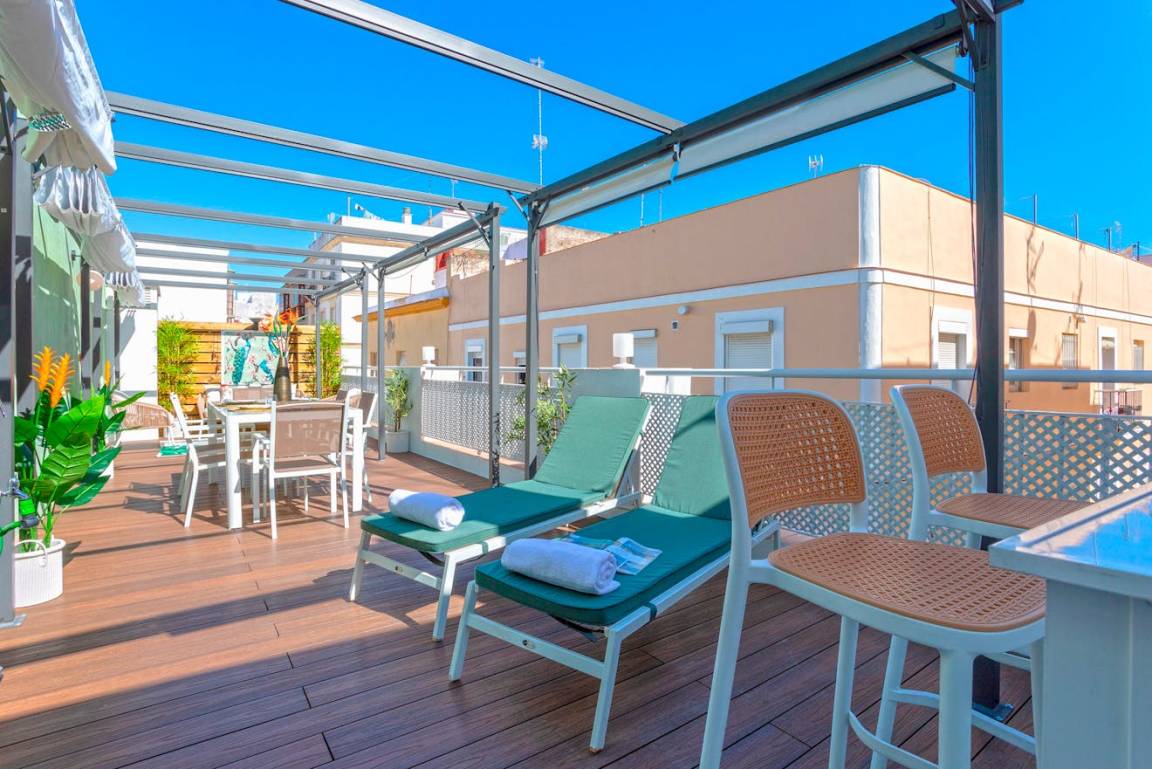 120 M² Apartment ∙ 2 Bedrooms ∙ 6 Guests - Cádiz