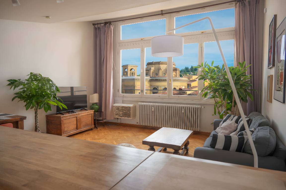 90 M² Ferienhaus ∙ 2 Schlafzimmer ∙ 4 Gäste - Florenz