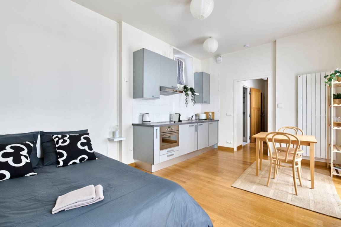 27 M² Studio ∙ 2 Personnes - ibis Paris Orly Rungis