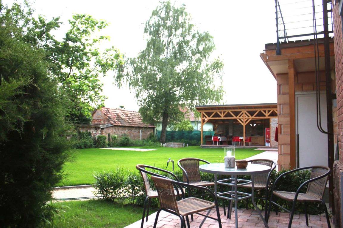 42 M² Studio Flat ∙ 1 Bedroom ∙ 5 Guests - Lake Balaton