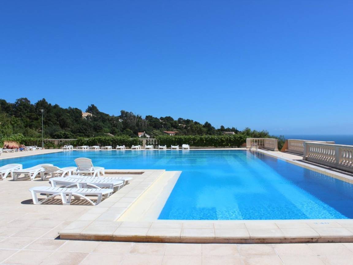 32 M² Appartement ∙ 1 Chambre ∙ 5 Personnes - Roquebrune-sur-Argens