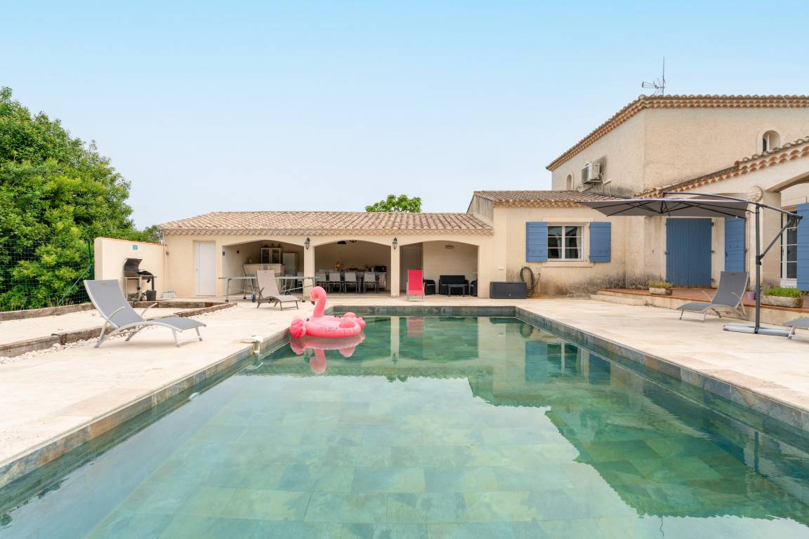 200 M² Villa ∙ 4 Chambres ∙ 8 Personnes - Paradou