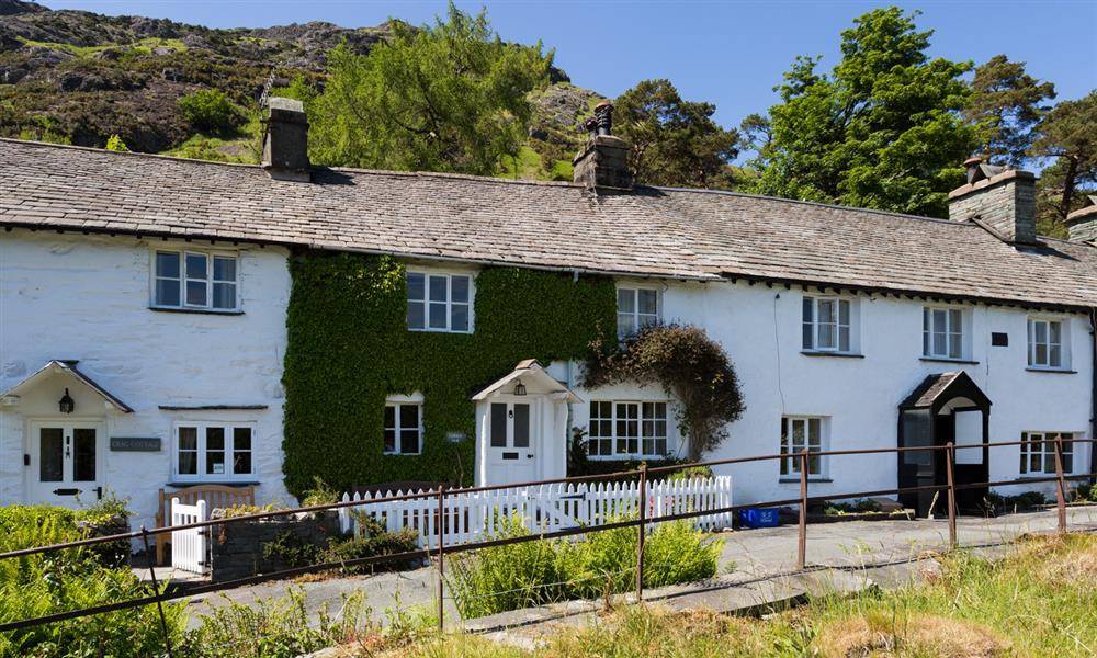 Cottage ∙ 2 Bedrooms ∙ 4 Guests - Coniston