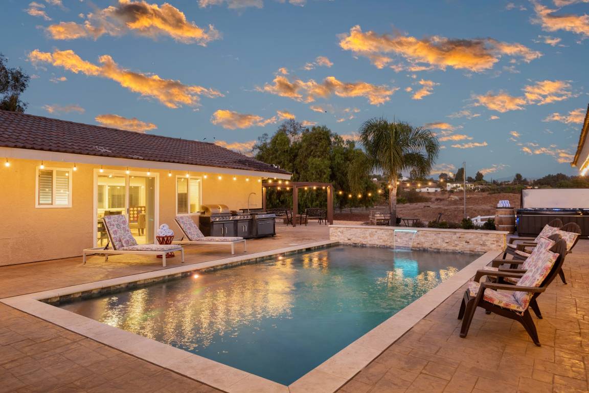 374 M² House ∙ 5 Bedrooms ∙ 10 Guests - Wilson Creek Winery, Temecula