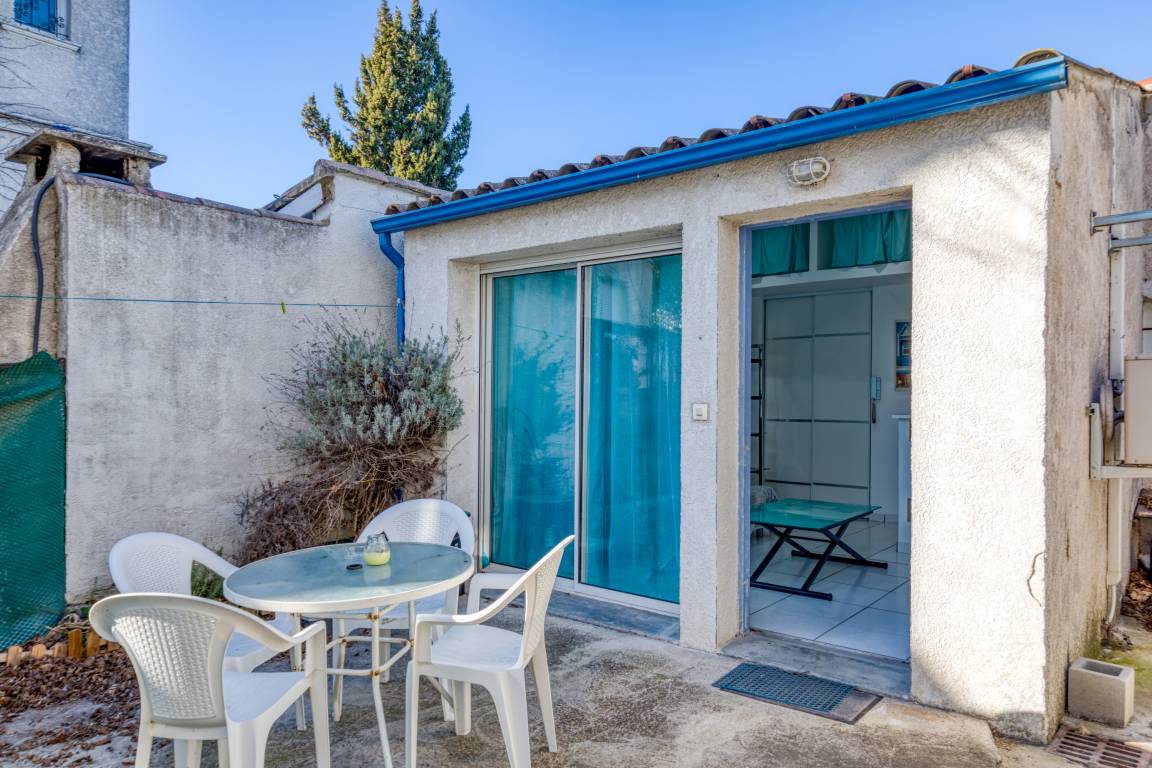 37 M² Hus ∙ 1 Sovrum ∙ 4 Gäster - Montpellier