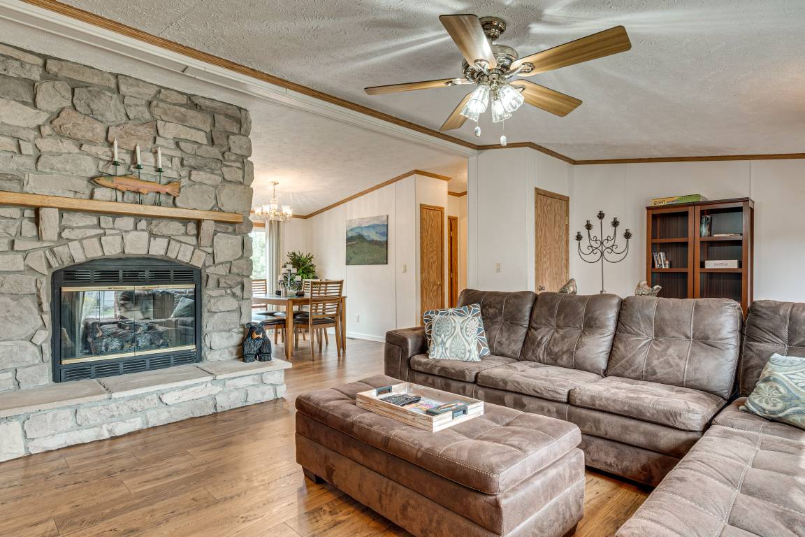 130 M² Casa ∙ 3 Habitaciones ∙ 6 Huéspedes - Asheville, NC