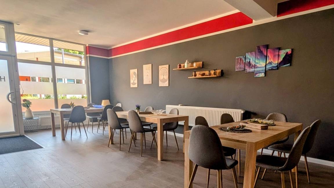 250 M² Apartment ∙ 7 Bedrooms ∙ 18 Guests - Neuruppin