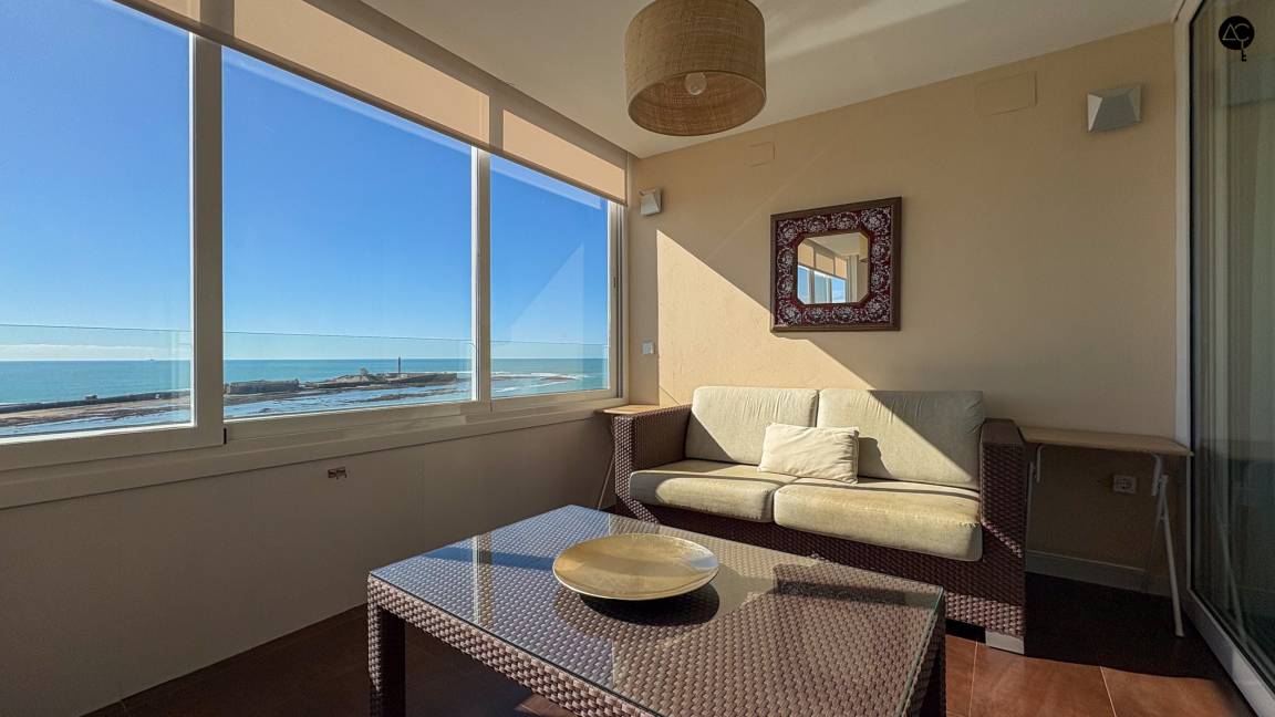 197 M² Apartamento ∙ 4 Habitaciones ∙ 8 Huéspedes - Rota