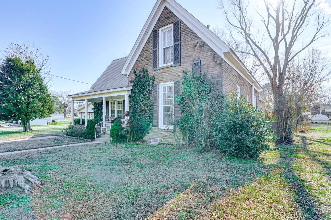 139 M² House ∙ 3 Bedrooms ∙ 7 Guests - Greenfield, TN