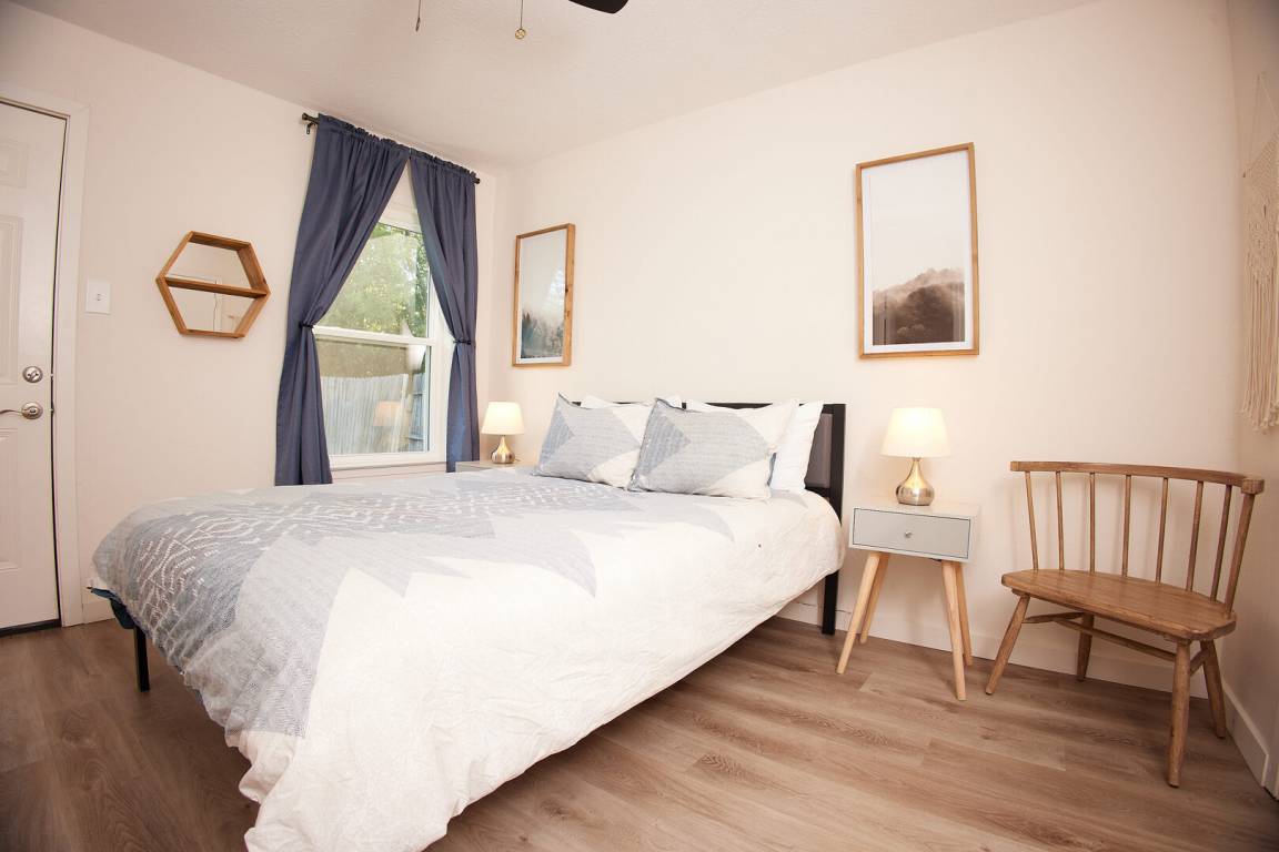 100 M² House ∙ 2 Bedrooms ∙ 4 Guests - Cedar Park, TX