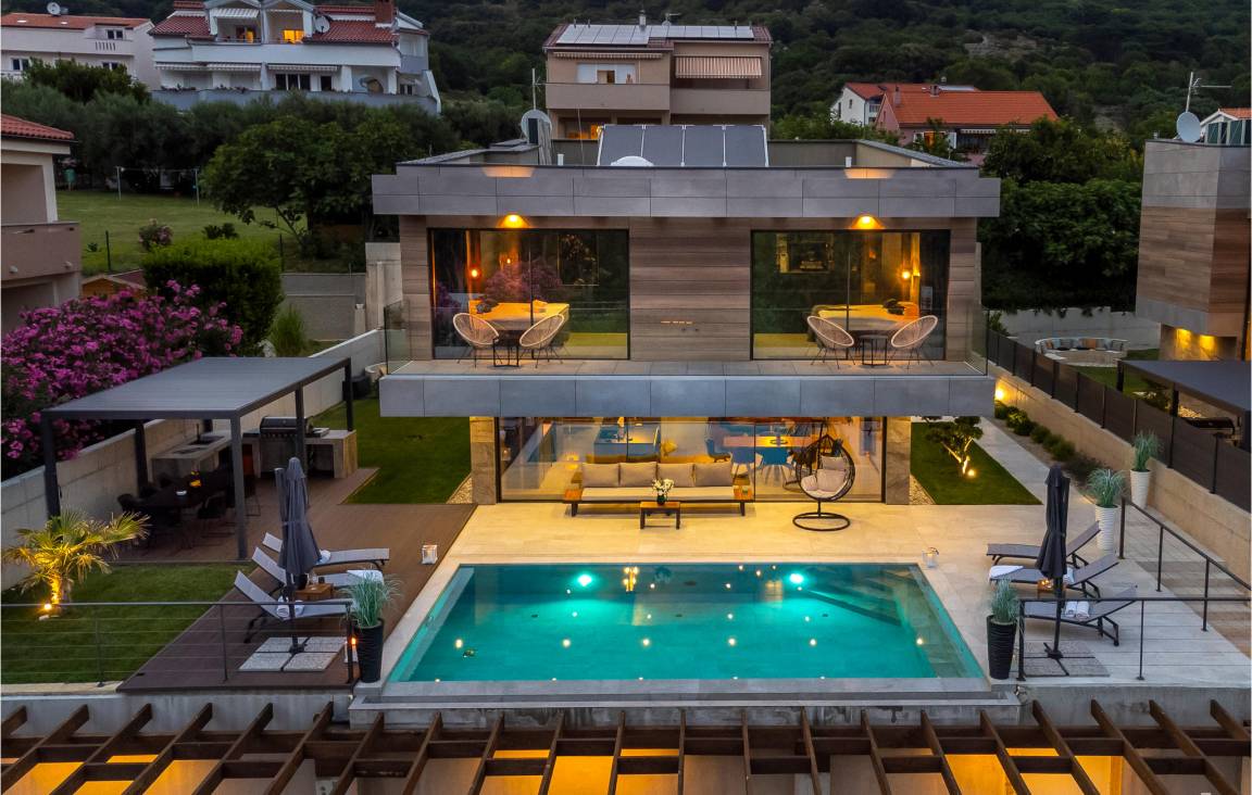 295 M² House ∙ 4 Bedrooms ∙ 8 Guests - Punat