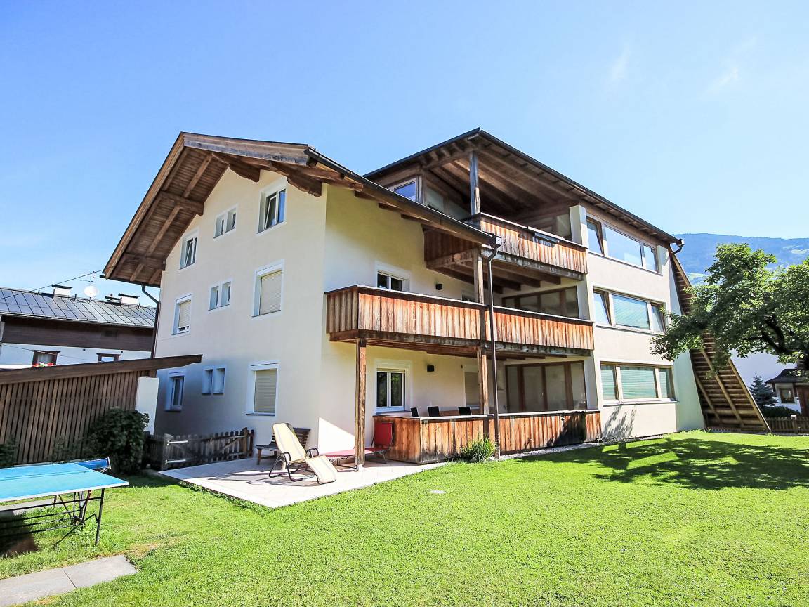 150 M² Apartment ∙ 4 Bedrooms ∙ 8 Guests - Ried im Zillertal