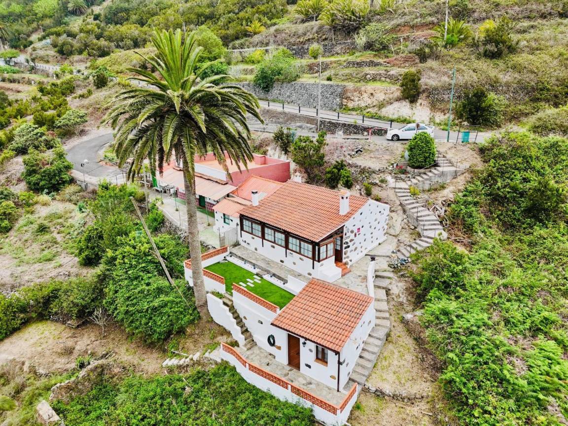 60 M² House ∙ 2 Bedrooms ∙ 4 Guests - Valle Gran Rey
