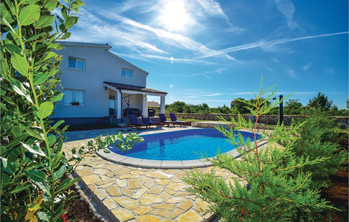 121 M² Maison De Vacances ∙ 5 Chambres ∙ 8 Personnes - Skradin