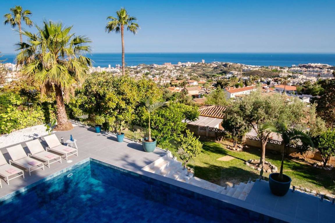 Villa ∙ 7 Chambres ∙ 14 Personnes - Benalmádena