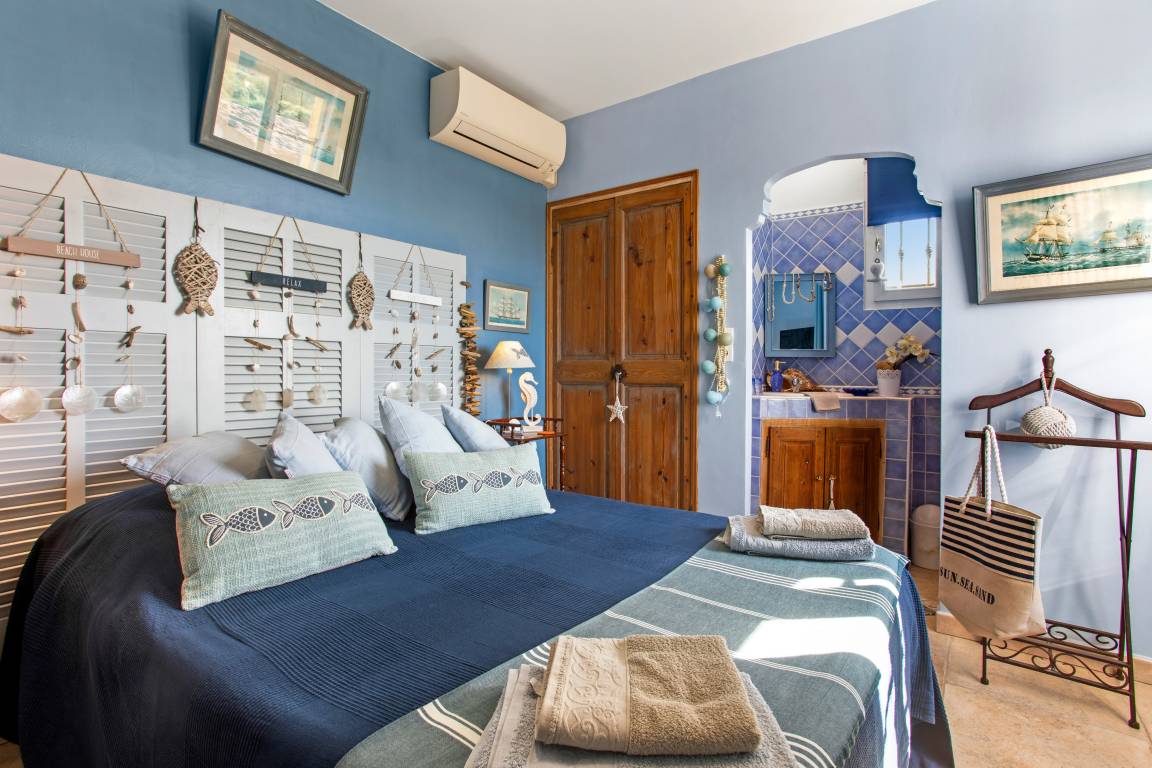 12 M² Bed & Breakfast ∙ 1 Habitación ∙ 2 Huéspedes - Roquebrune-sur-Argens