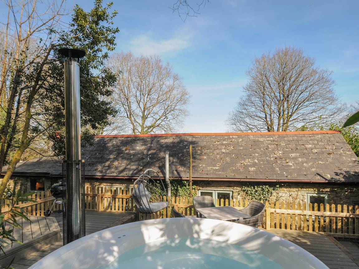 Cottage ∙ 2 Bedrooms ∙ 4 Guests - Plymouth