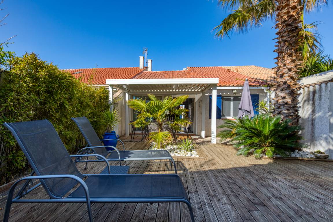 70 M² Maison De Vacances ∙ 3 Chambres ∙ 6 Personnes - Mauguio