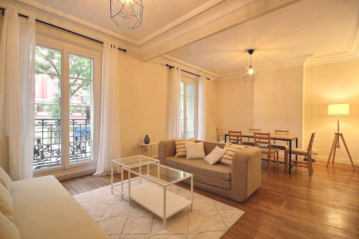 62 M² Apartamento ∙ 2 Habitaciones ∙ 4 Huéspedes - Aulnay-sous-Bois