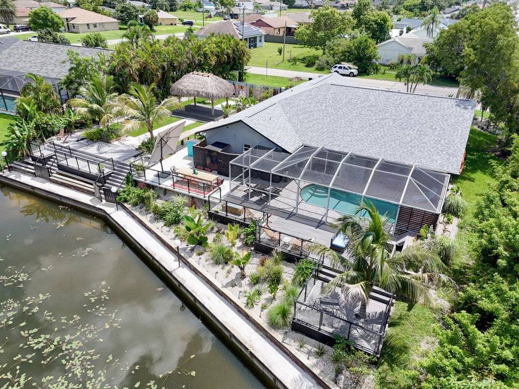 204 M² House ∙ 4 Bedrooms ∙ 13 Guests - Cape Coral, FL