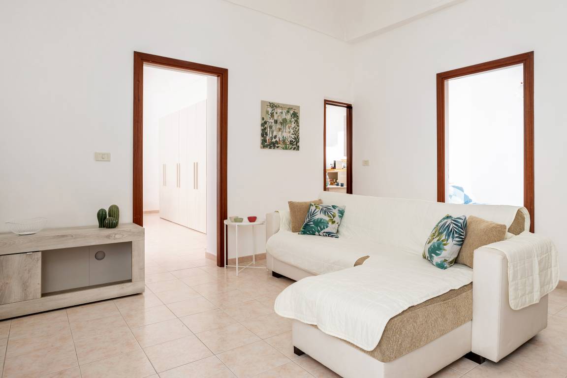110 M² Apartment ∙ 2 Bedrooms ∙ 11 Guests - Syracuse