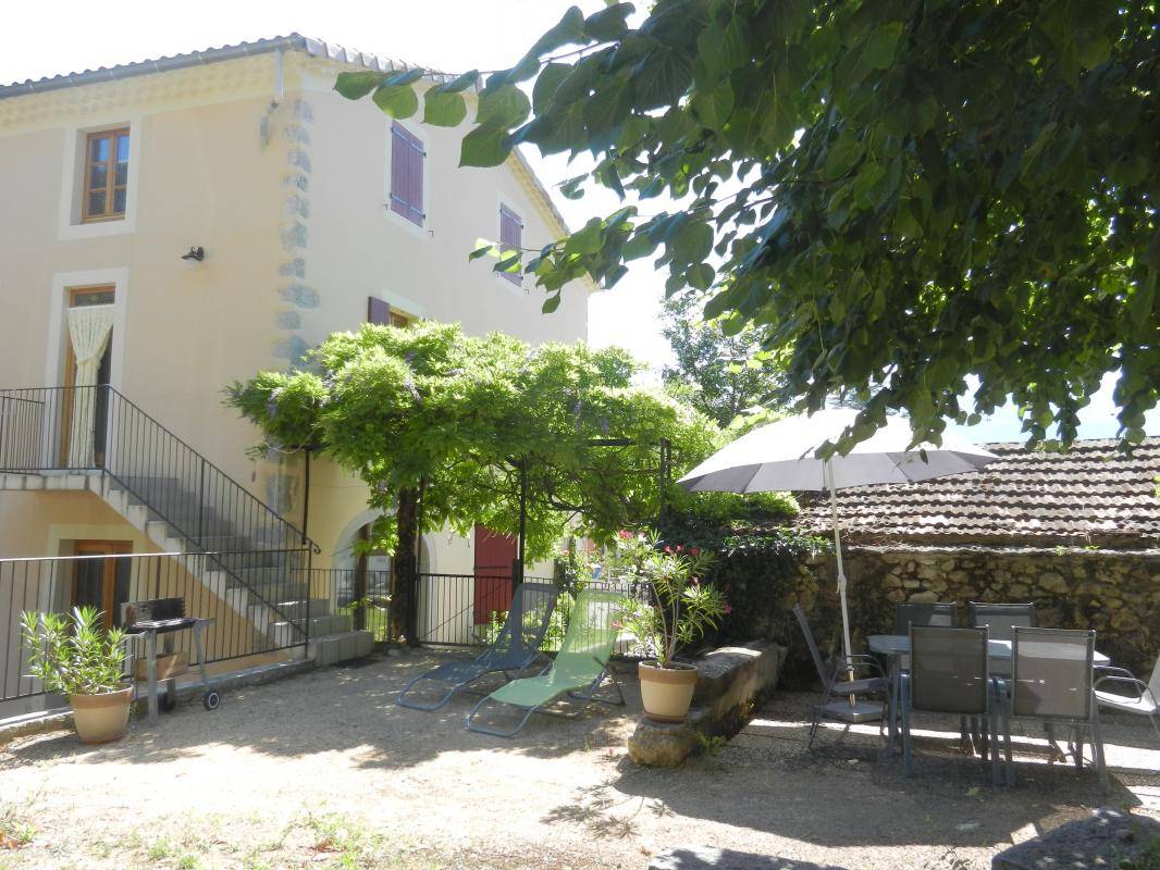 52 M² Gîte ∙ 2 Chambres ∙ 4 Personnes - Die