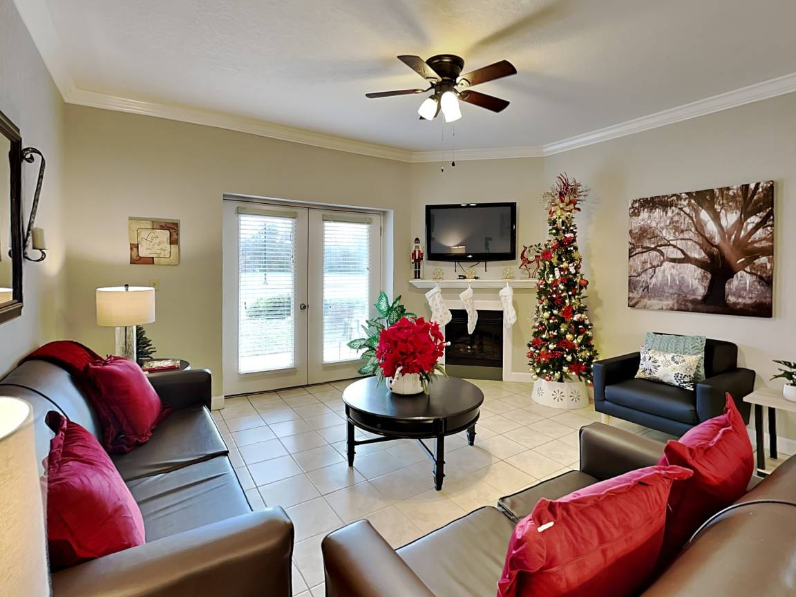 127 M² Condo ∙ 3 Bedrooms ∙ 8 Guests - Pigeon Forge, TN