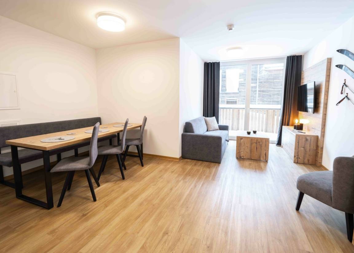 83 M² Ferienwohnung ∙ 3 Schlafzimmer ∙ 7 Gäste - Hochfilzen