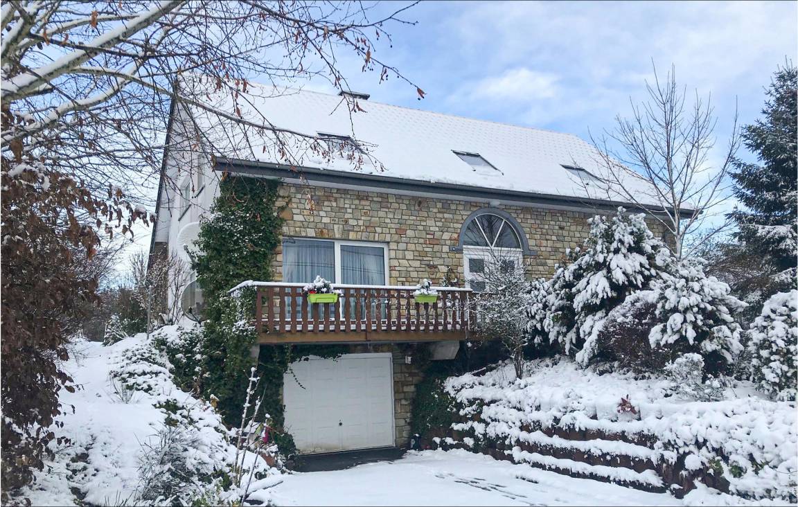 122 M² Appartement ∙ 2 Chambres ∙ 5 Personnes - Butgenbach