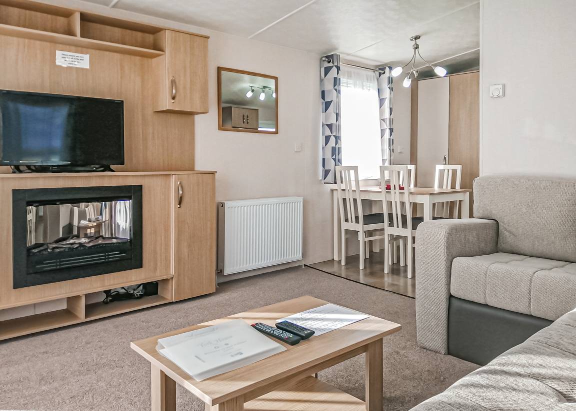 Caravan ∙ 2 Bedrooms ∙ 4 Guests - Thirsk