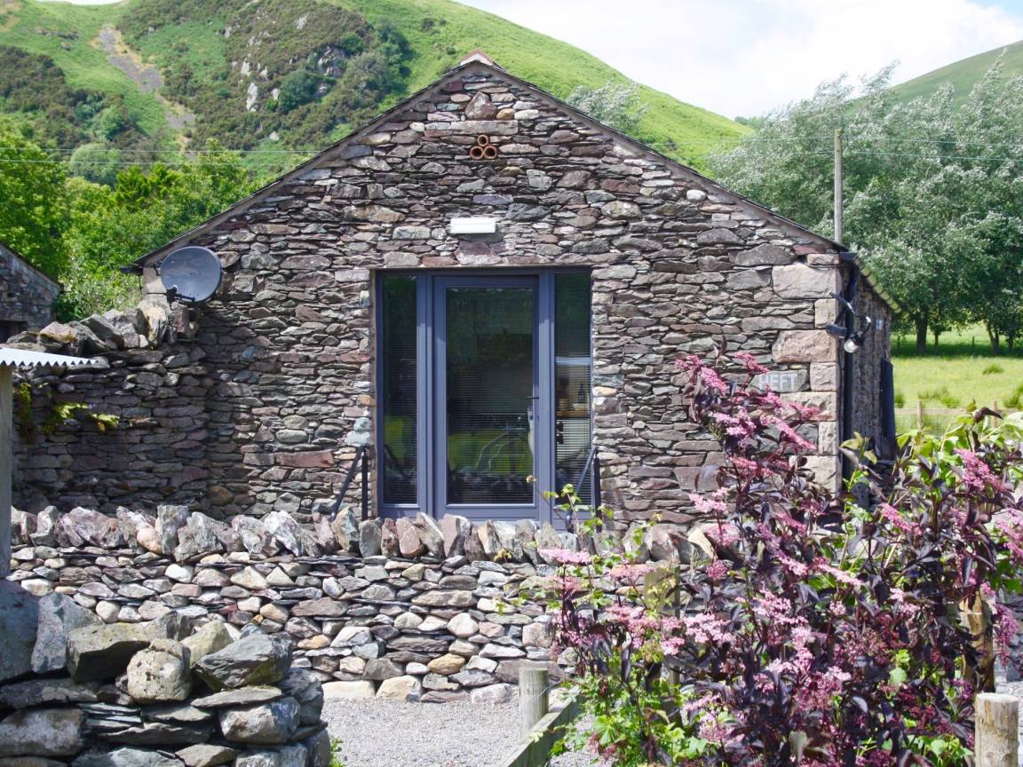 Cottage ∙ 1 Bedroom ∙ 2 Guests - Pooley Bridge