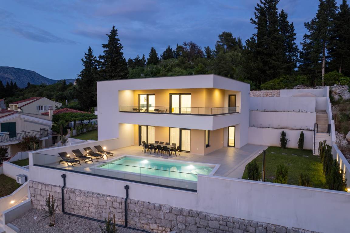 160 M² Villa ∙ 4 Bedrooms ∙ 8 Guests - Ploče