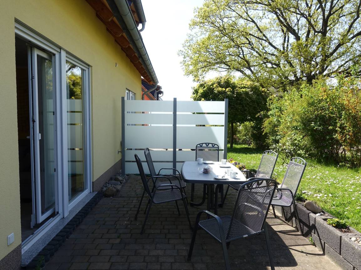 150 M² Ferienhaus ∙ 1 Schlafzimmer ∙ 6 Gäste - Glowe