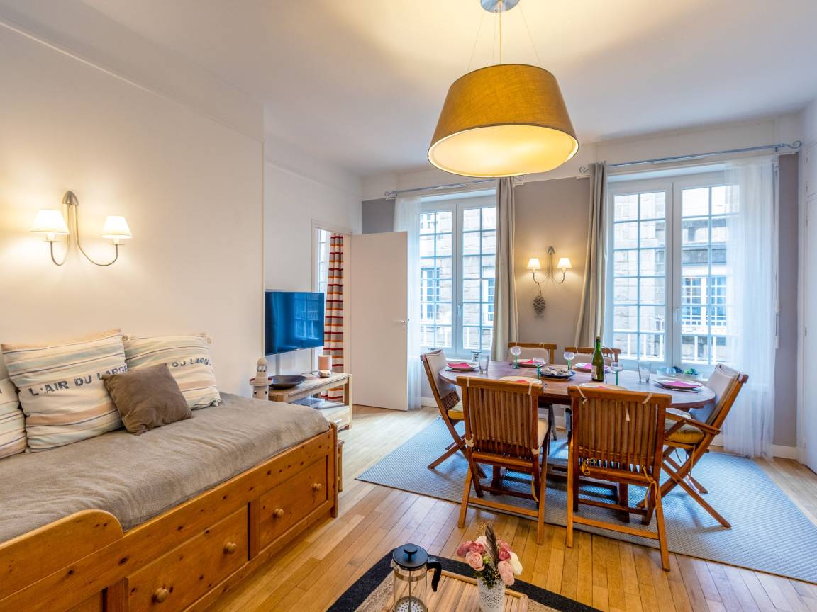 92 M² Appartement ∙ 3 Chambres ∙ 6 Personnes - Dinard