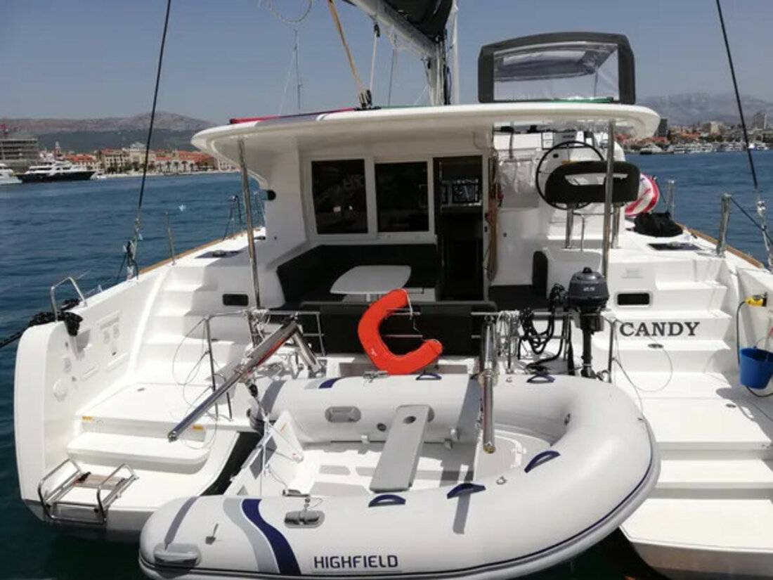 Hausboot ∙ 4 Schlafzimmer ∙ 8 Gäste - Split