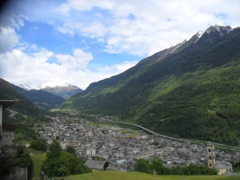 55 M² Ferienwohnung ∙ 2 Schlafzimmer ∙ 7 Gäste - Tirano