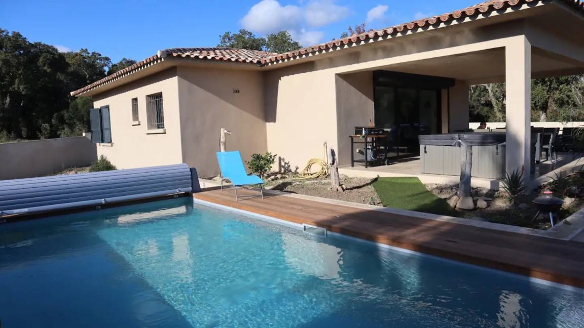 80 M² Villa ∙ 2 Habitaciones ∙ 5 Huéspedes - Ghisonaccia