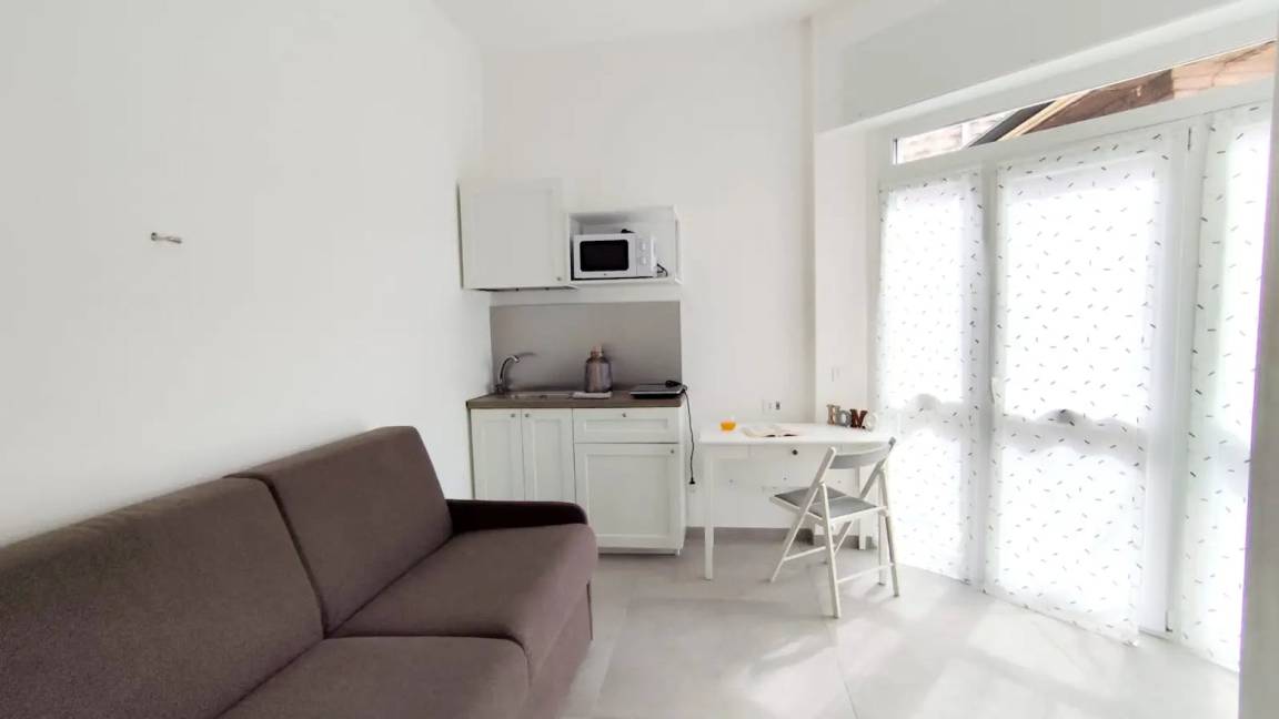 18 M² House ∙ 2 Guests - Monza