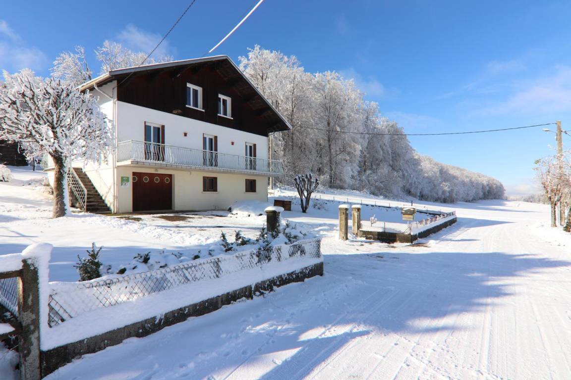 80 M² Gîte ∙ 3 Chambres ∙ 6 Personnes - Hauteville-Lompnes