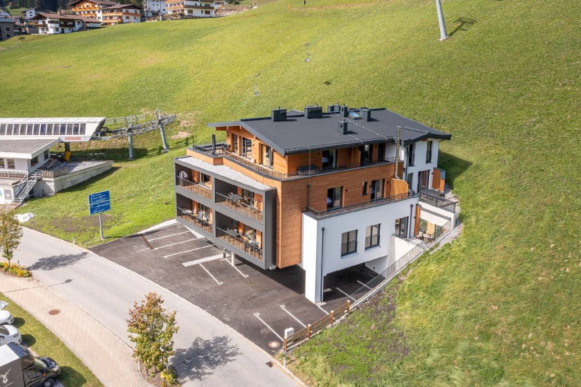 83 M² Ferienwohnung ∙ 3 Schlafzimmer ∙ 6 Gäste - Heiterwang
