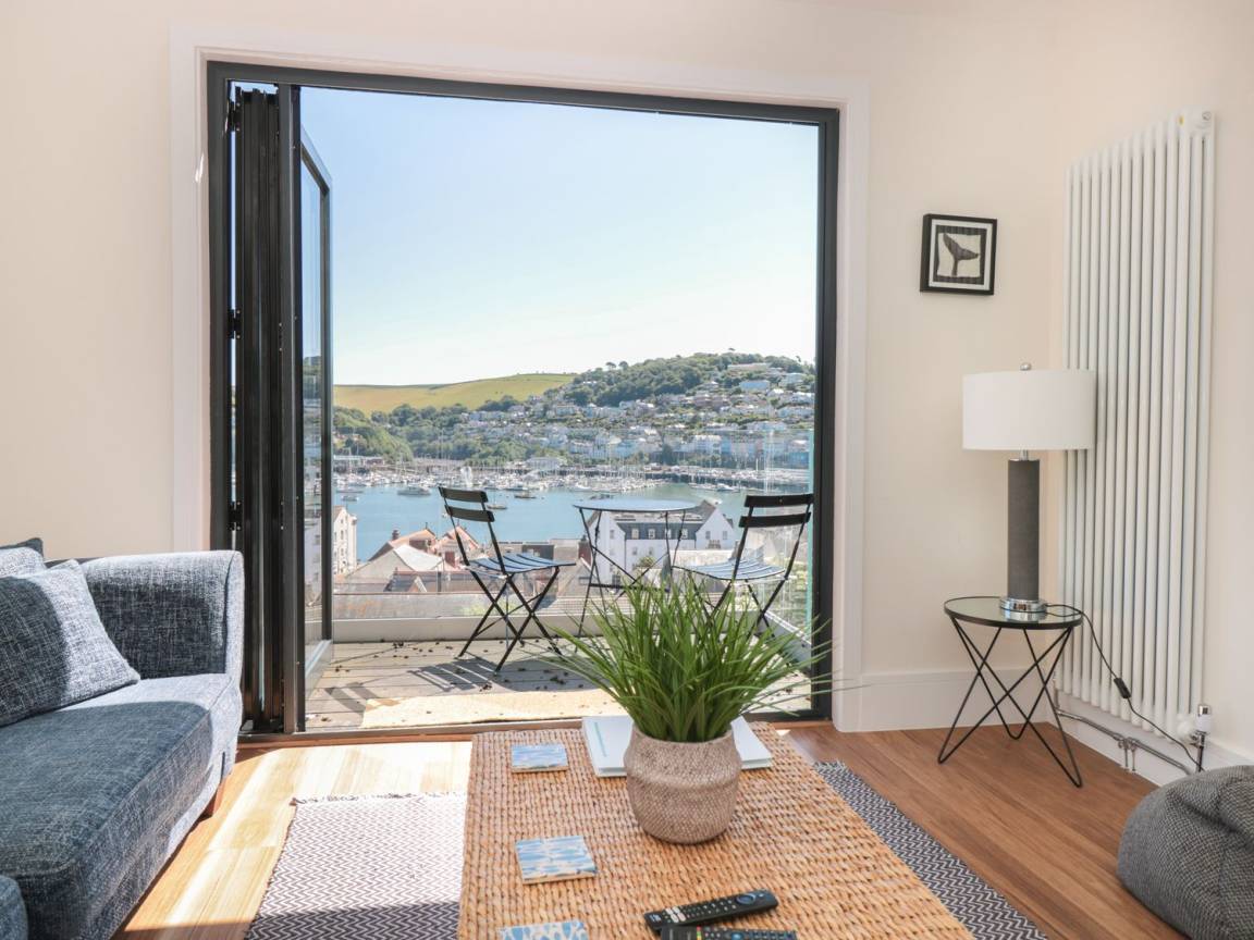 Cottage ∙ 3 Bedrooms ∙ 6 Guests - Totnes