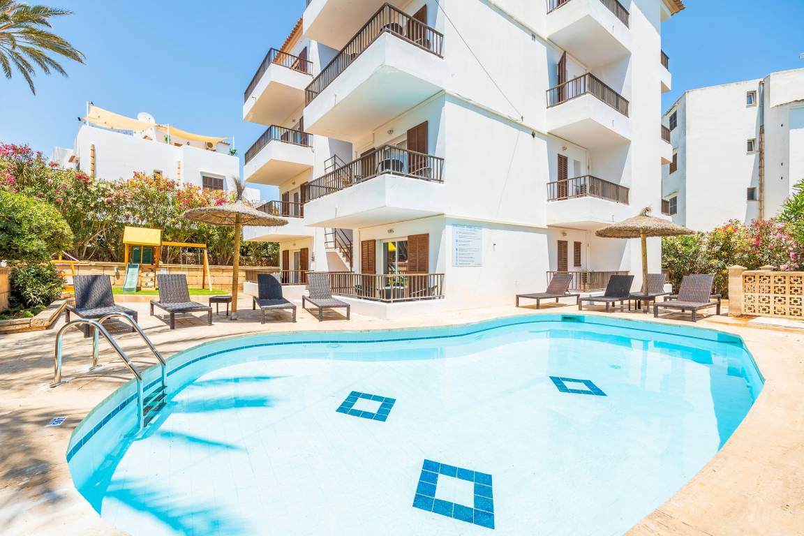 53 M² Apartment ∙ 3 Bedrooms ∙ 6 Guests - Cala d'Or