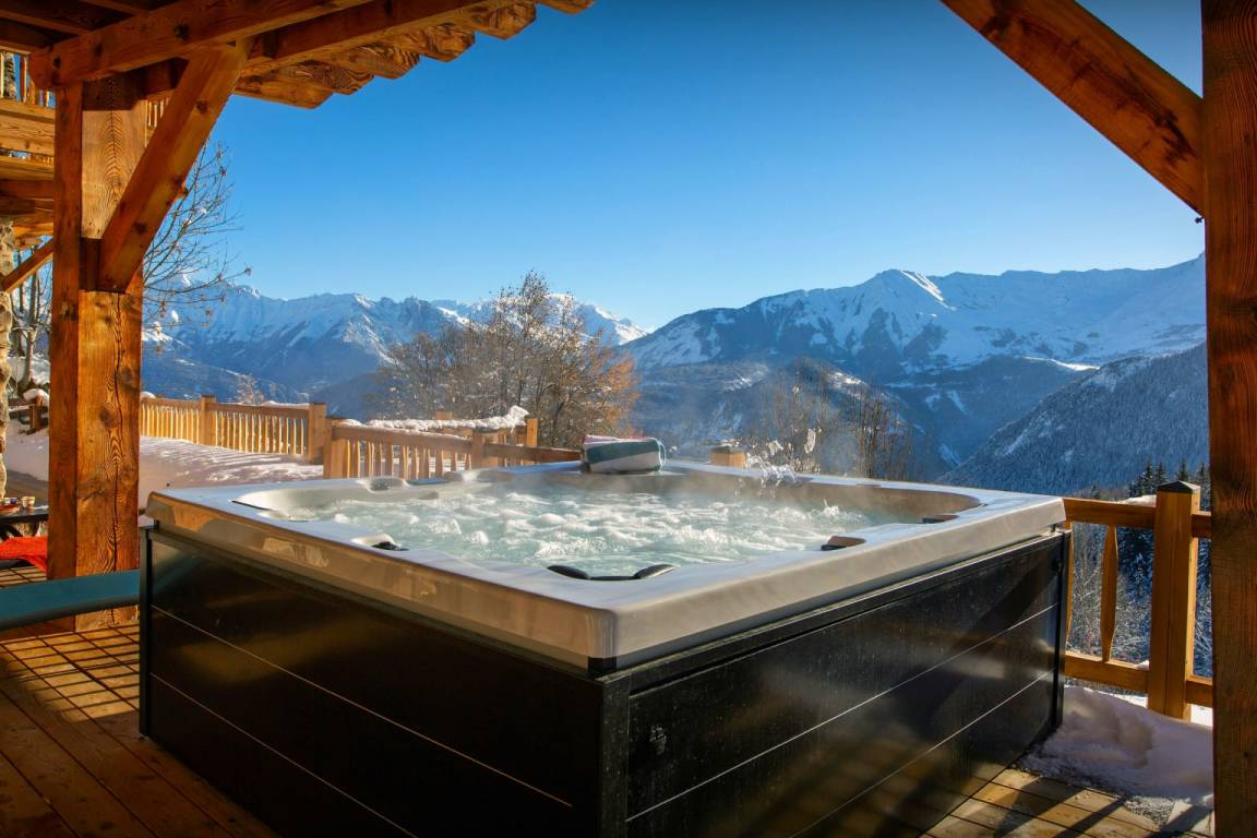 200 M² Chalet ∙ 5 Bedrooms ∙ 10 Guests - Le Corbier