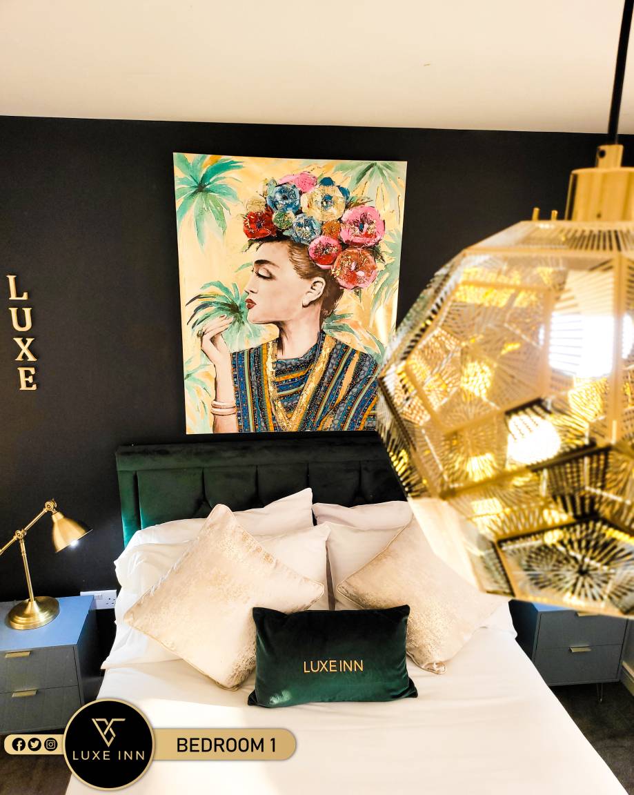 Apartment ∙ 3 Bedrooms ∙ 5 Guests - Solihull