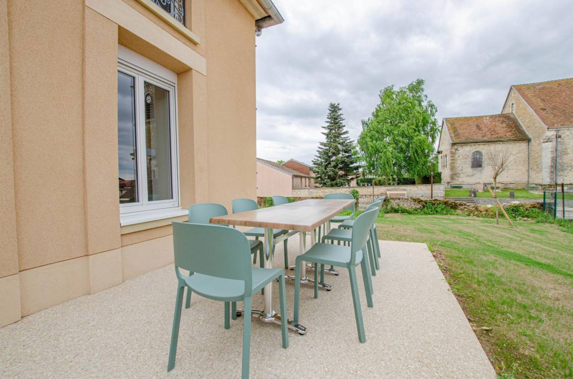 115 M² Gîte ∙ 3 Chambres ∙ 6 Personnes - Aube
